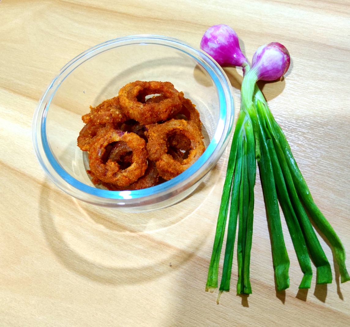 Crispy Fried Onion Rings Recipe | Carmelita Fernandes